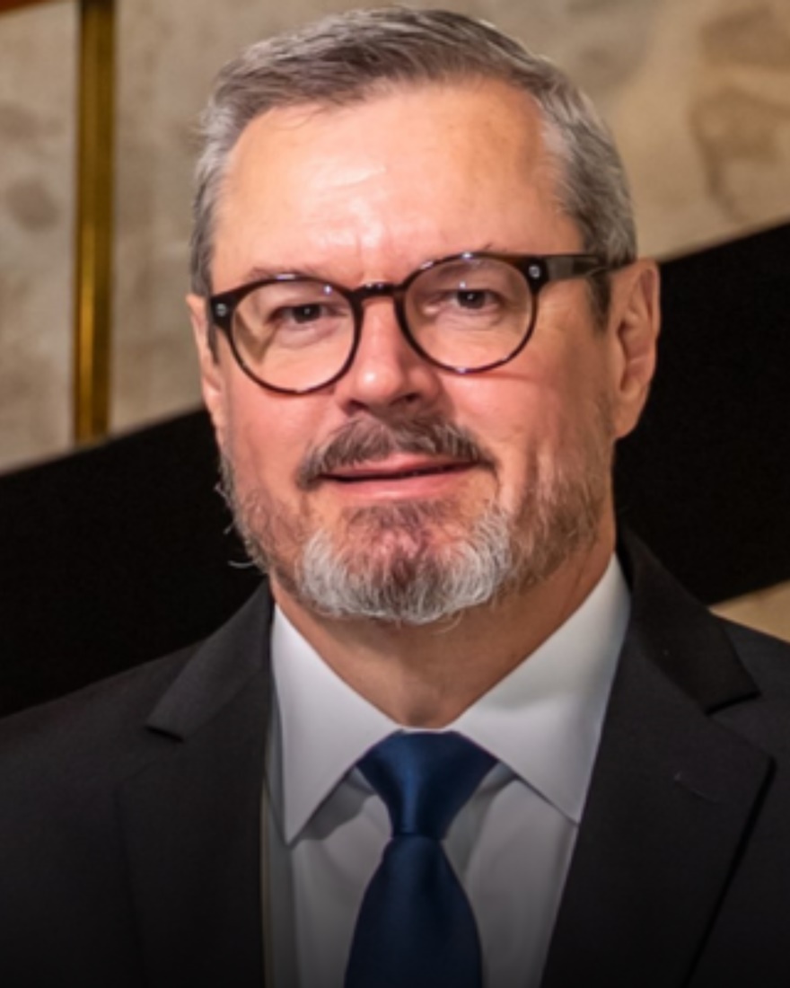 Houve empate no pleito, mas oposicionista foi eleito presidente do TJRS ...